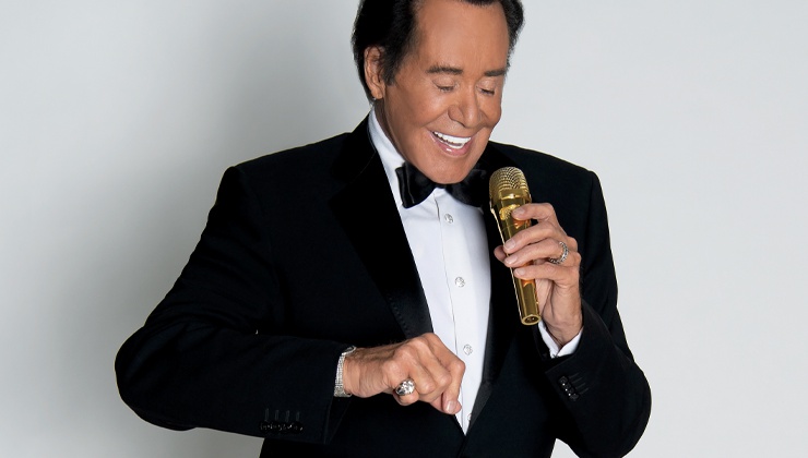 Wayne Newton is back to guide audiences through his legendary career in ...
