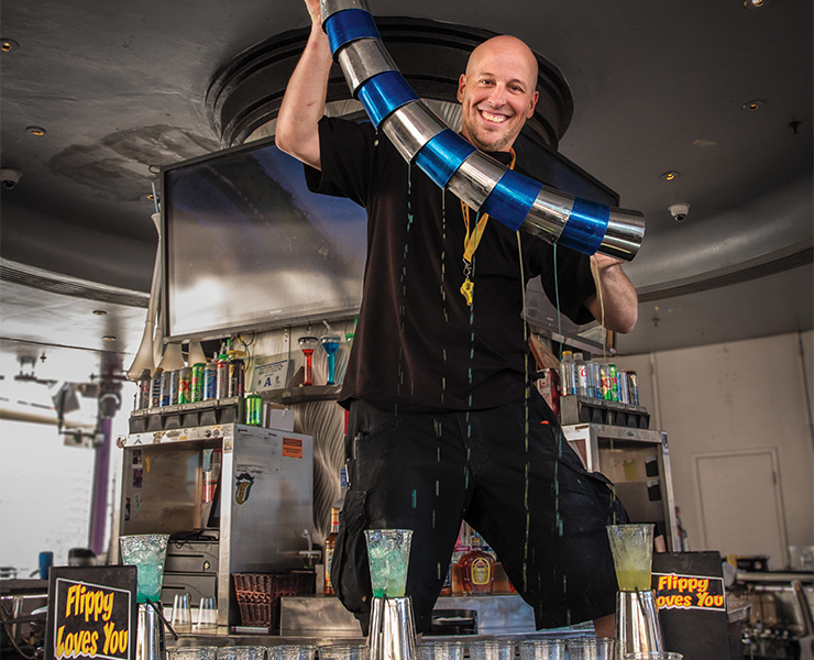 Venus Pool Lounge general manager generates cool vibes - Las Vegas Magazine