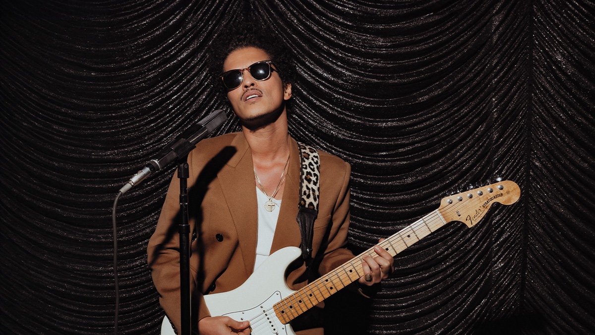 Bruno Mars is Stratocasting a long shadow in Las Vegas - Las Vegas Magazine