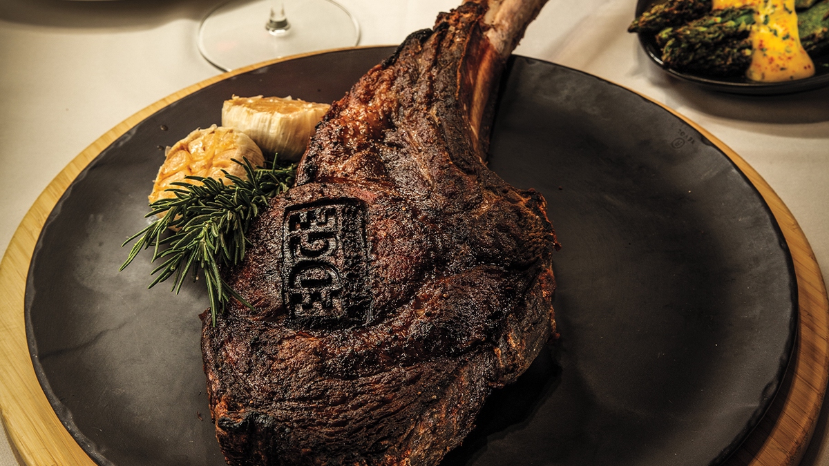 Edge Steakhouse in Las Vegas will seriously spoil you - Las Vegas Magazine
