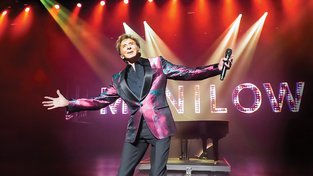 With every Las Vegas performance, Barry Manilow is making history - Las ...