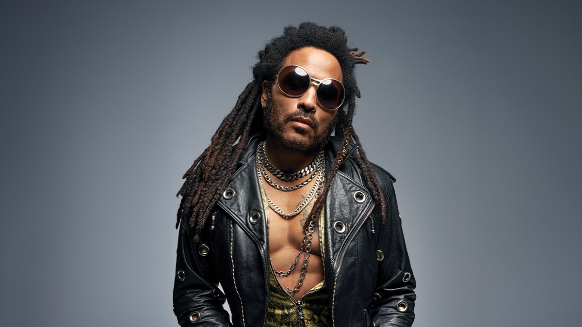 Hot off the success of his latest album, Lenny Kravitz performs in Las ...