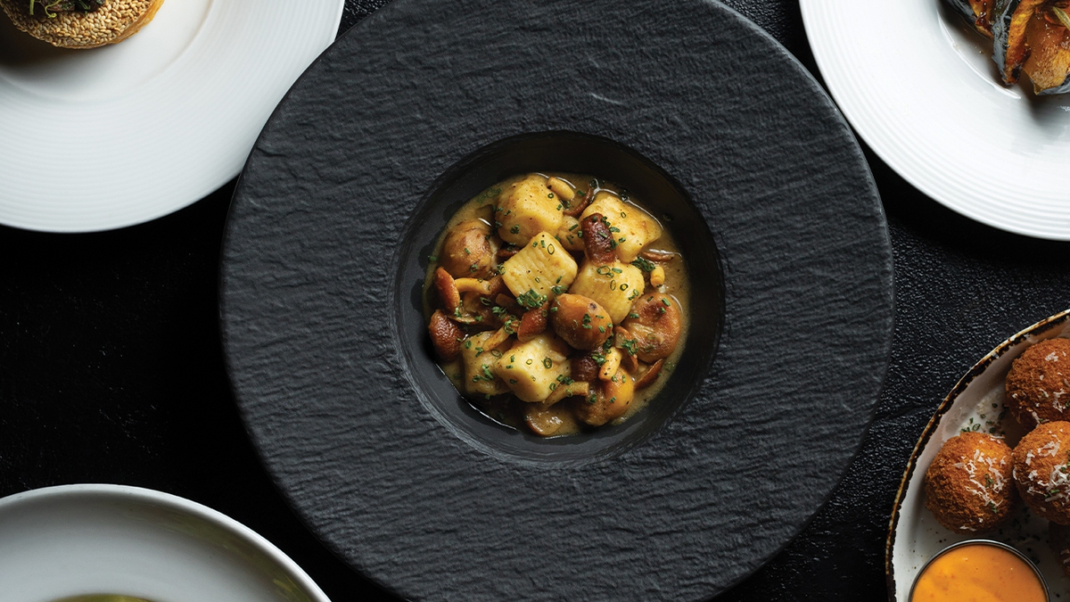 Plant-based restaurant Crossroads Kitchen in Las Vegas makes every dish ...