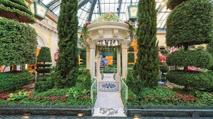 Celebrate summer in Las Vegas at the Bellagio Conservatory & Botanical Gardens - Las Vegas Magazine