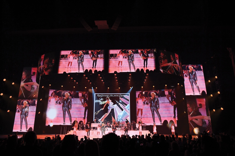 At 81, Rod Stewart’s ‘Encore Shows’ in Las Vegas feel like they’re just ...